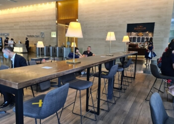 3 Best Cafes in Raffles Place - Expert Recommendations