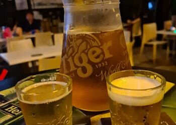 Dono Bar Bistro Cafe in Clementi - ThreeBestRated.sg