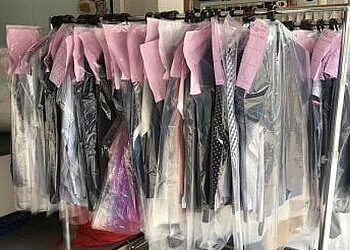 3 Best Laundry Services in Woodlands - ThreeBestRated