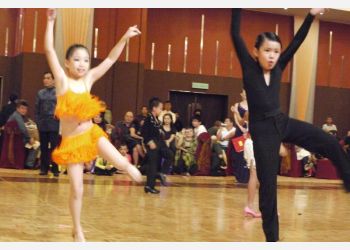Louis & Catherine Dance Studio in MacPherson - ThreeBestRated.sg