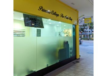 3 Best Nail Salons in Tampines - Expert Recommendations