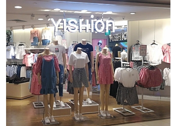 3 Best Clothing Stores in Chinatown - Expert Recommendations